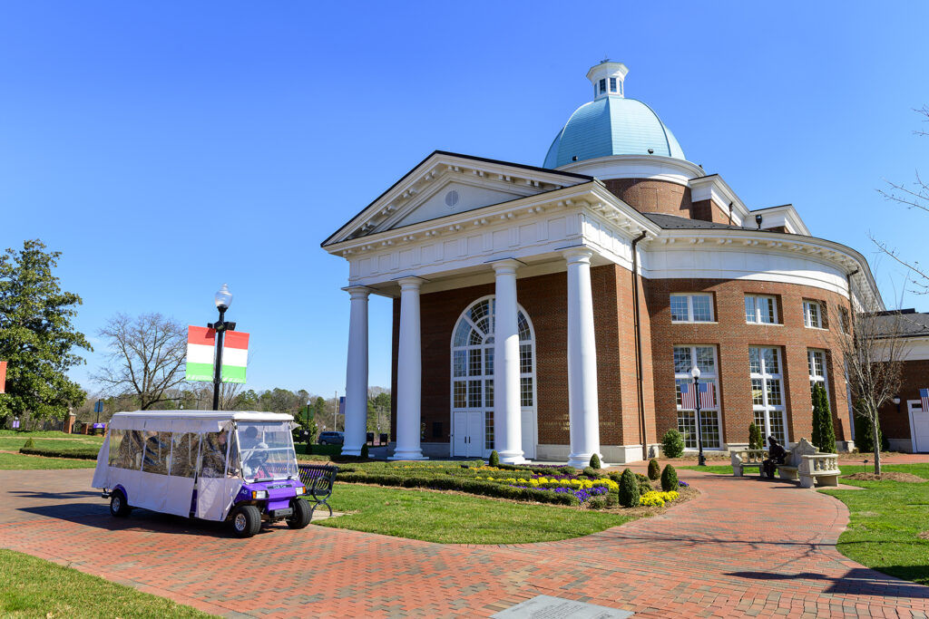 11 tips for creating a memorable campus tour - University Business