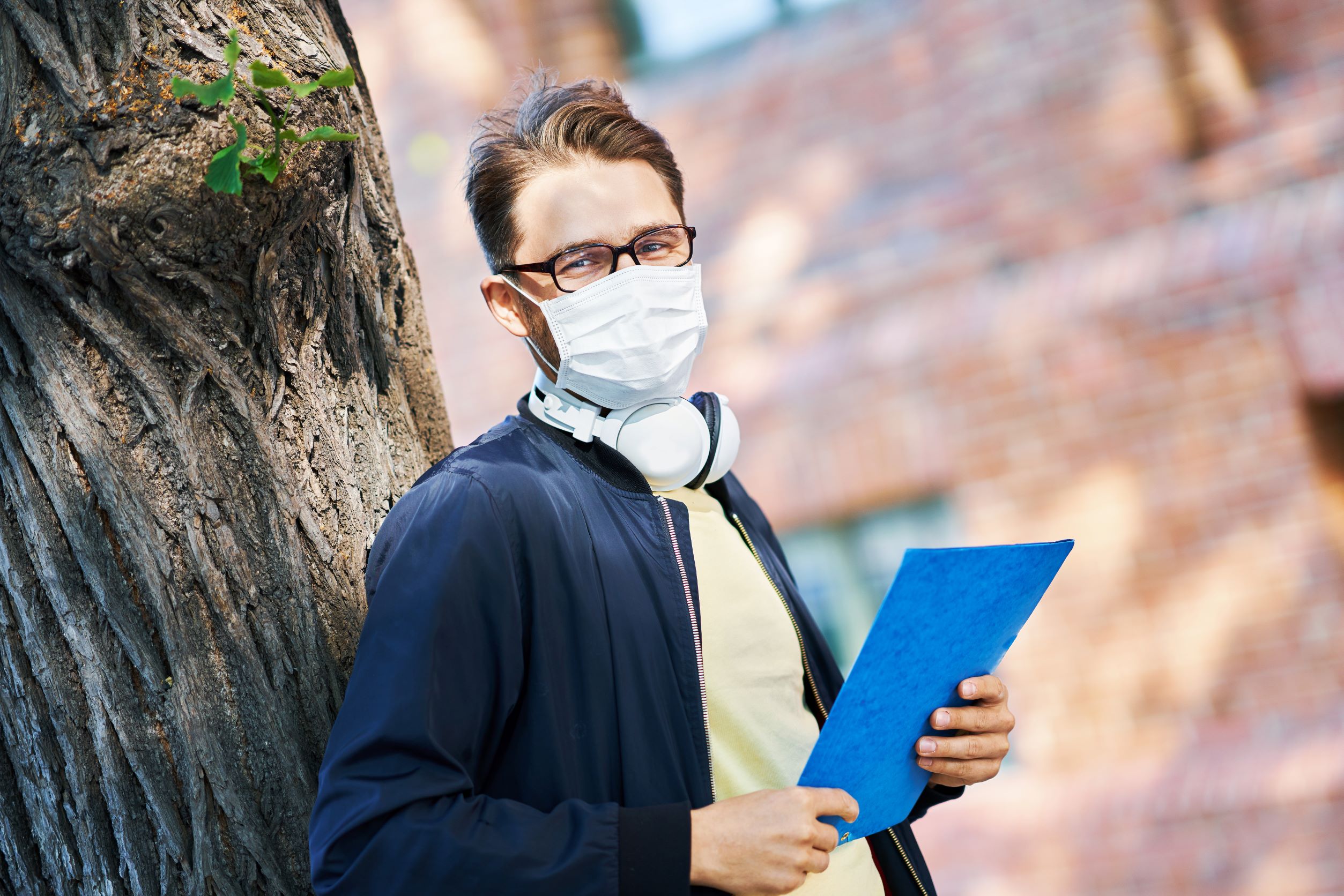 Gen Z excited to be back at college but wants masks, vaccines ...